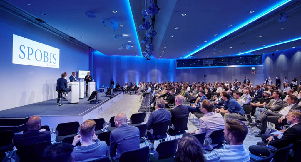 SPOBIS 2022: Teilnehmerrekord beim Sportbusiness-Event